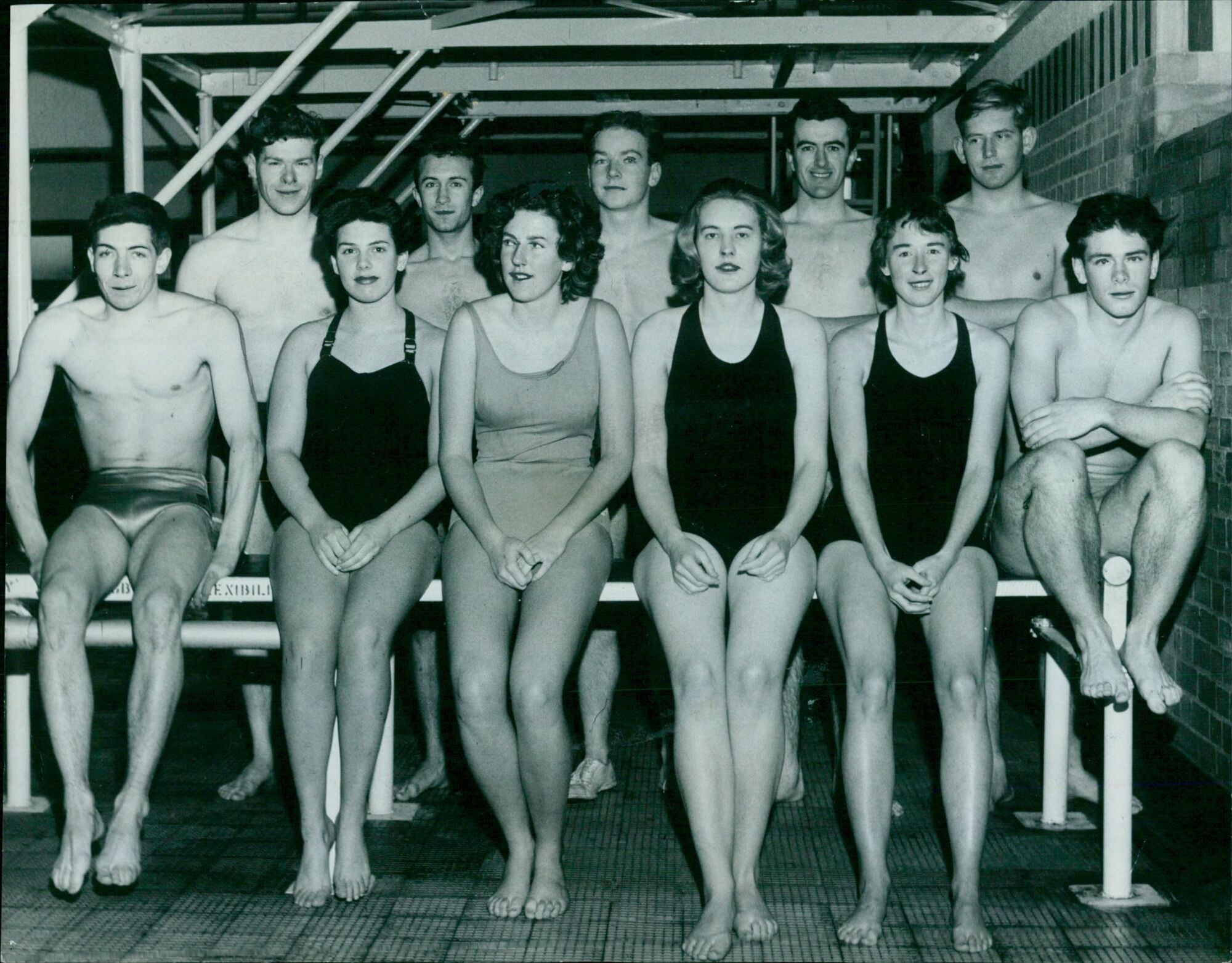 The Oxford University Dolphins swimming team poses for a photo. - Vint