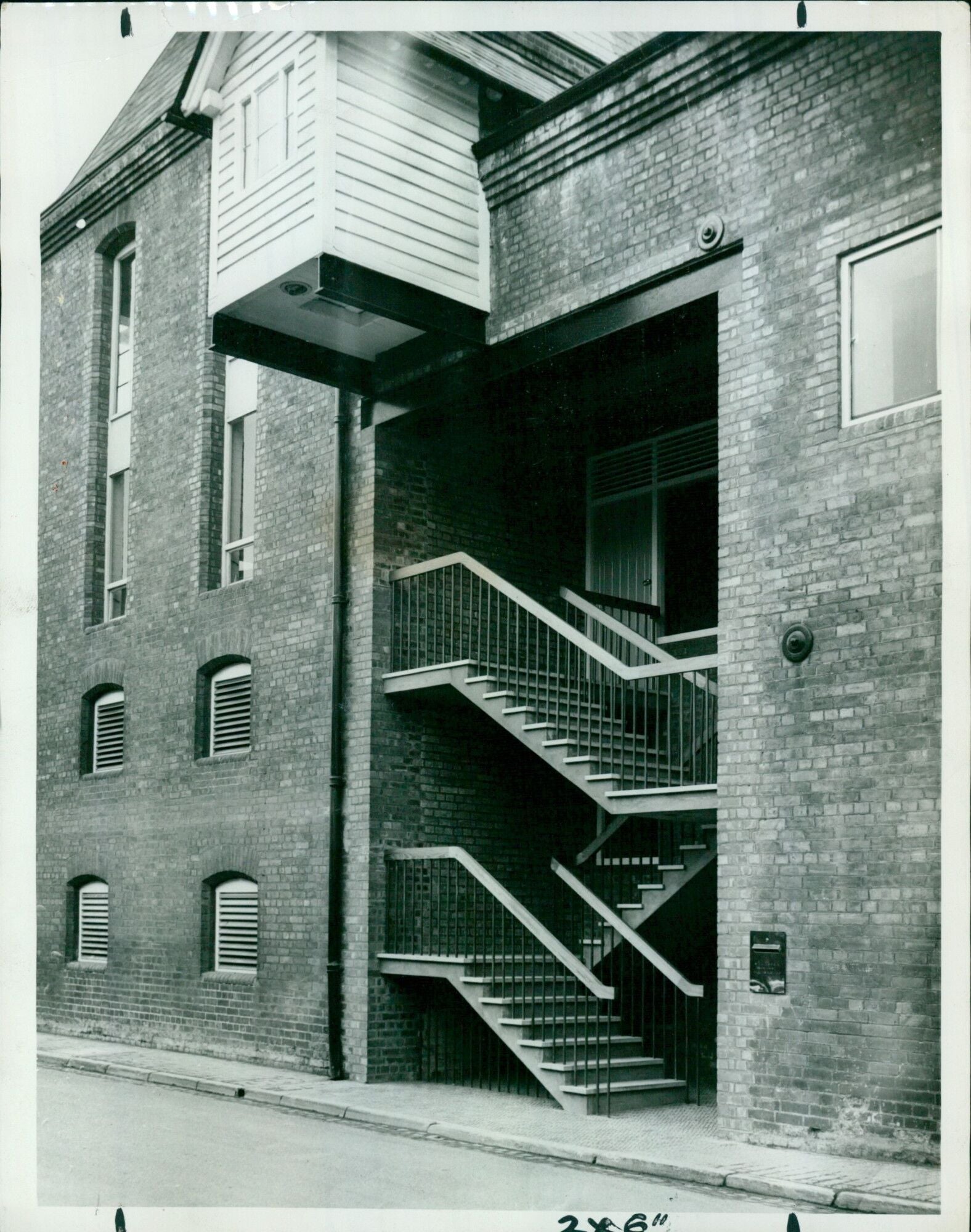The first Air Force test flight of the F-104 Starfighter in 1961. - Vi