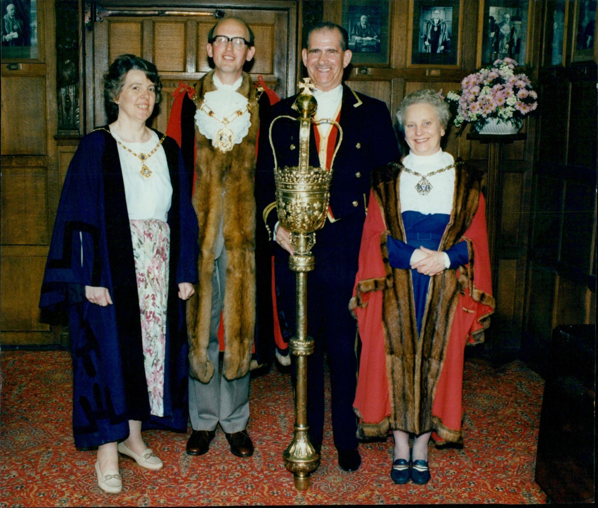 Mayor Alan Parr of Oxford, England, is welcomed by Lady Diana Prince o