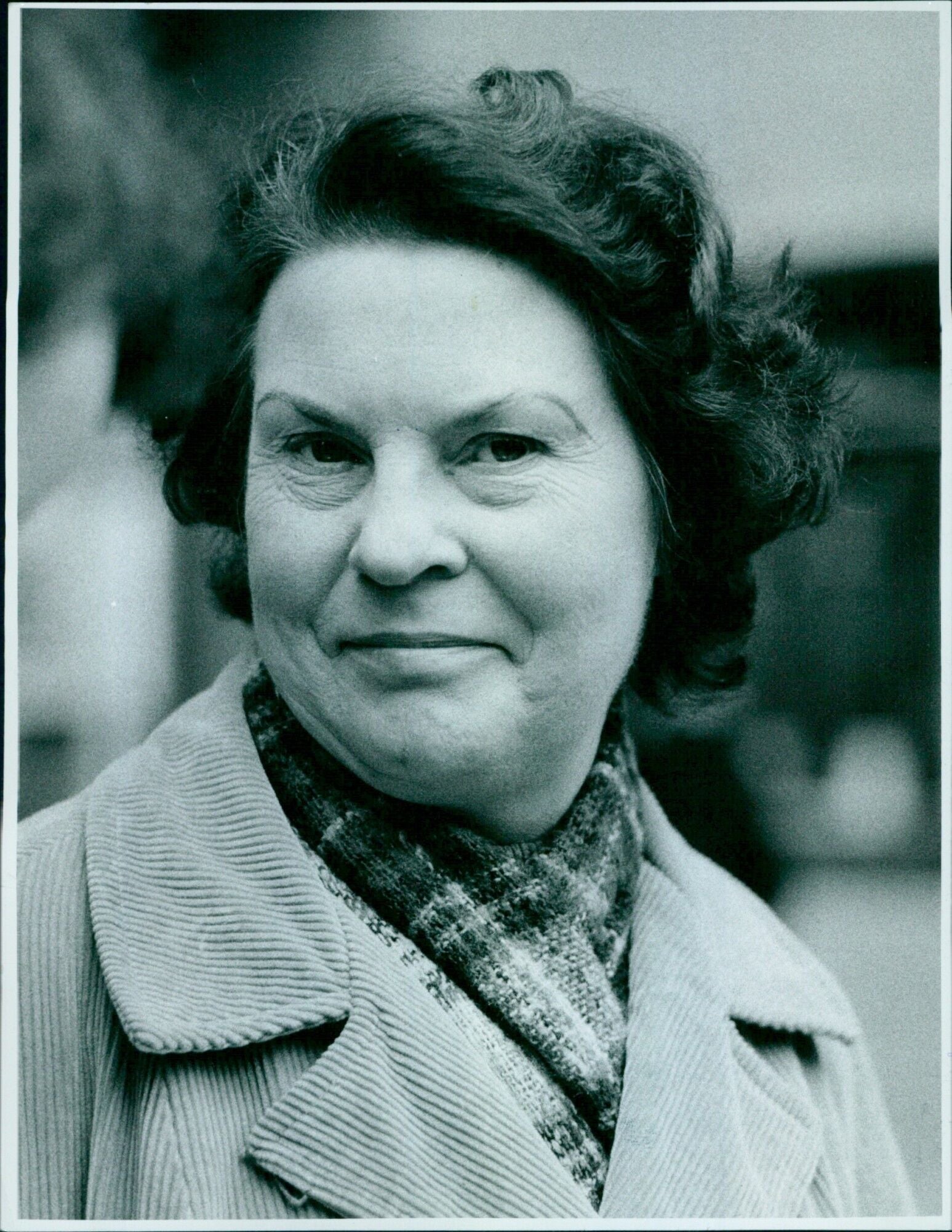 Mrs. Jeanne Lewell posing for a portrait in Oxford, England. - Vintage