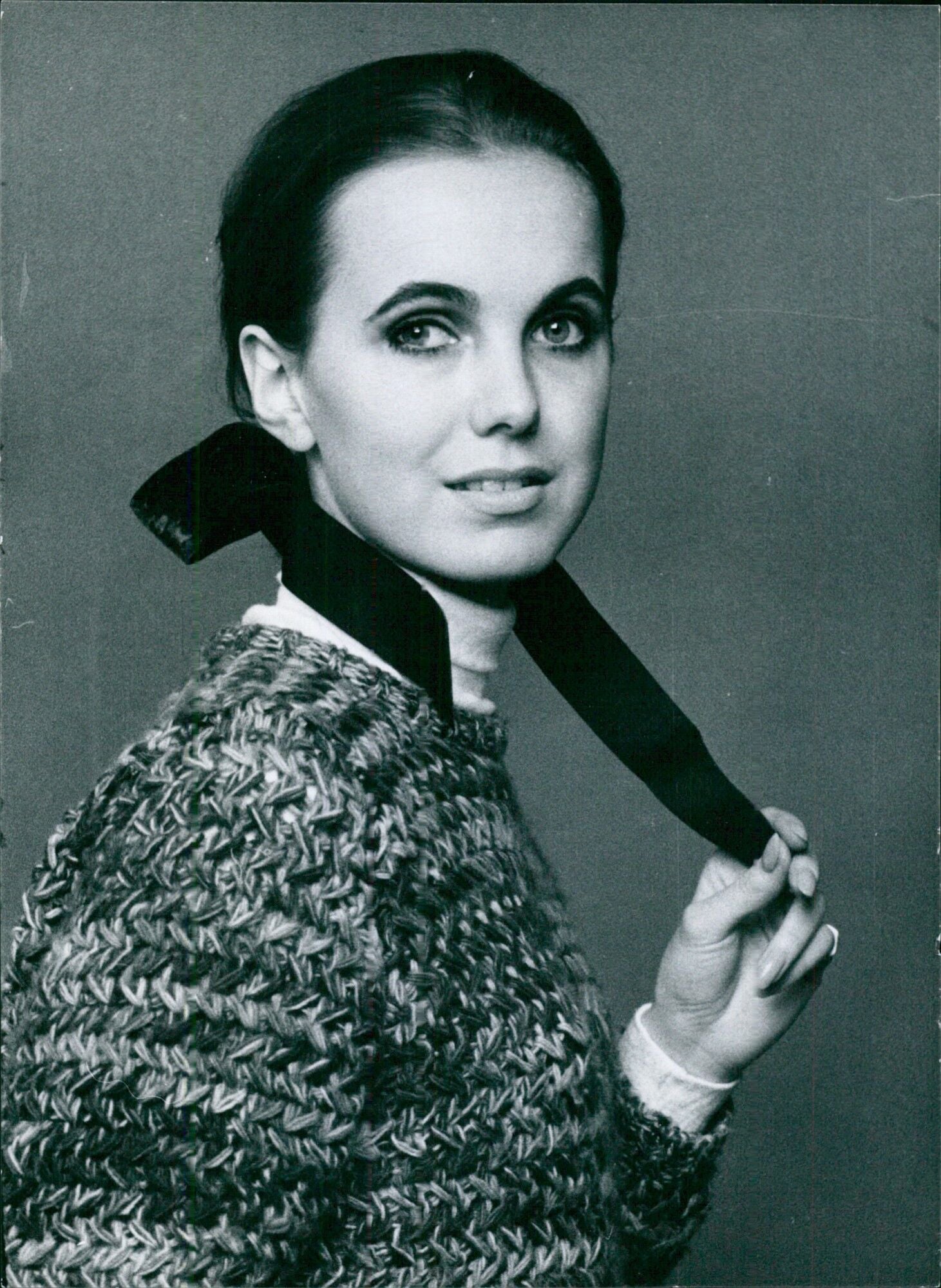 Lady Sarah Curzon, daughter of the 5th Earl Howe and a famous racing d