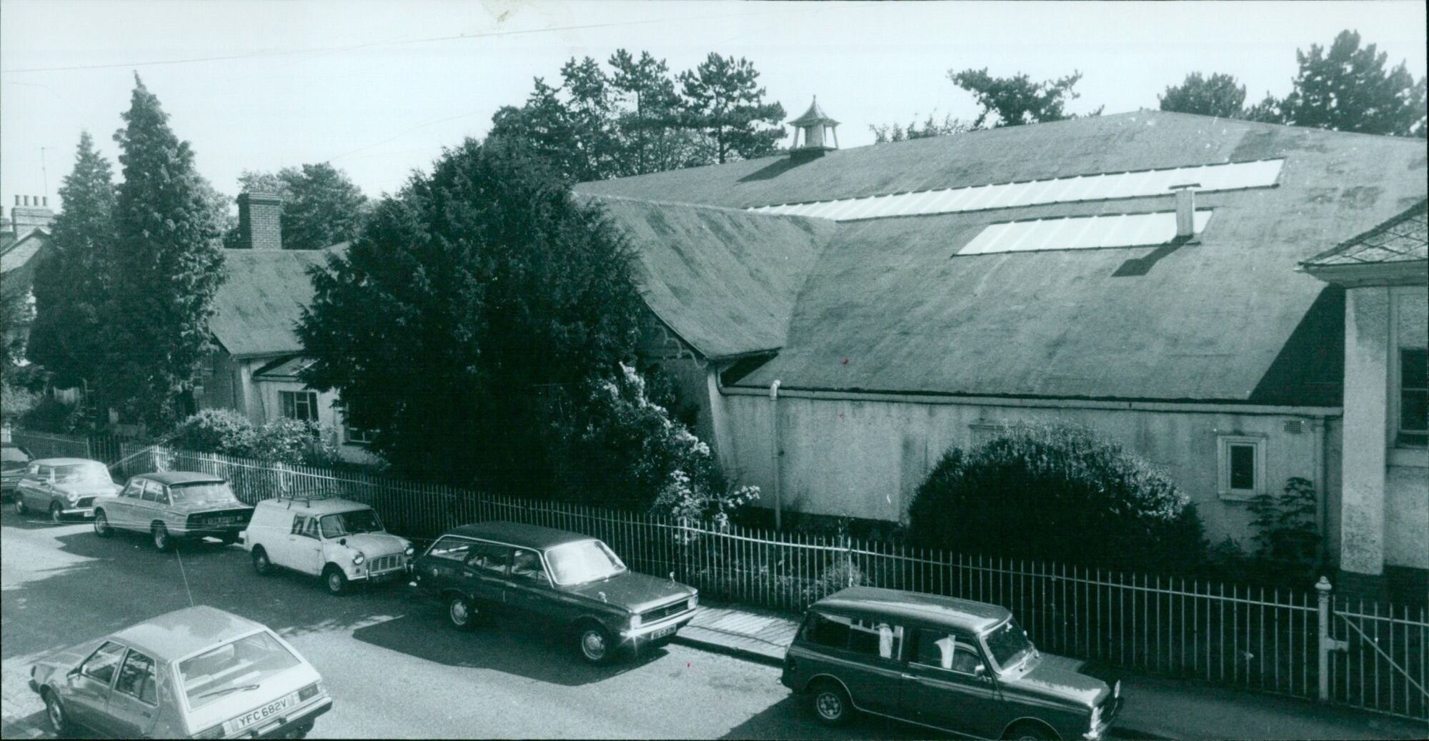 A view of the old skating rink in Oxford, England, where the first rad