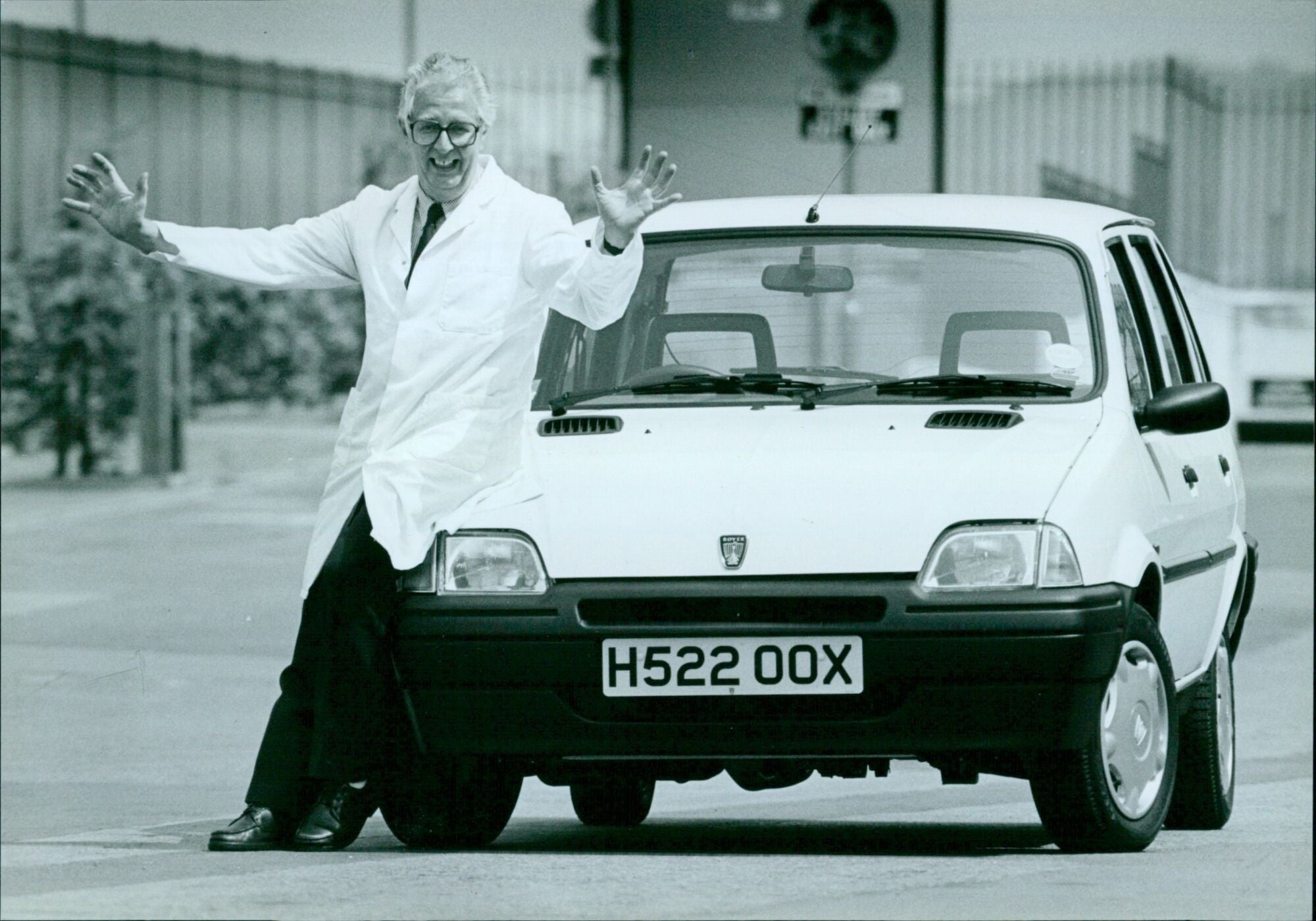 Albert Jacob of Rover receives the Metro award in Oxfordshire. - Vinta