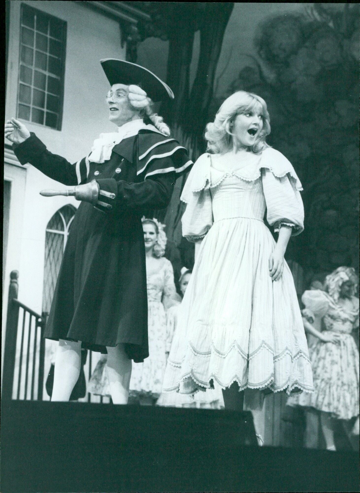 Actors Terence Nolan and Patsy Ann Scott perform in a stage production