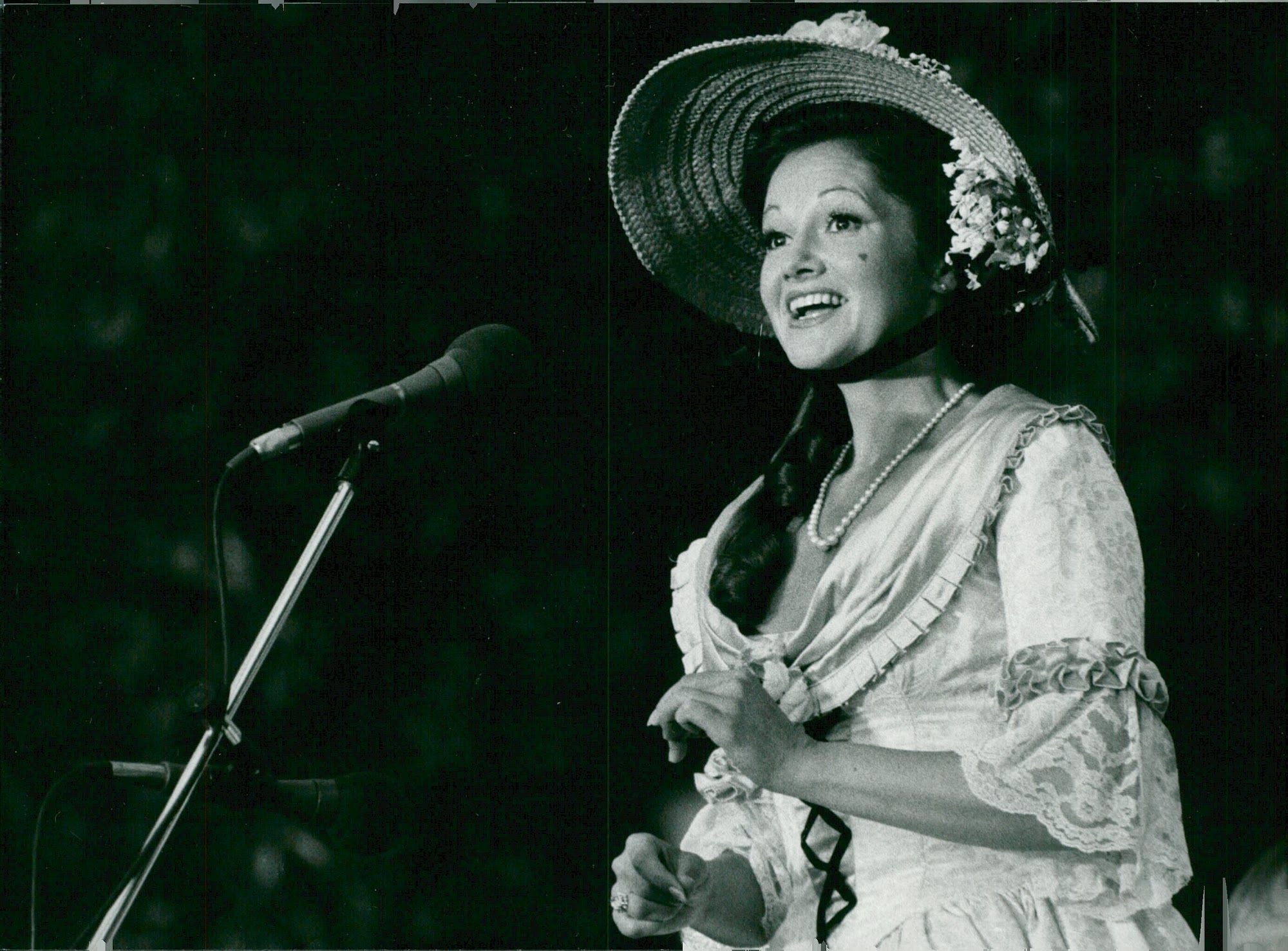 Britt Marie Aruhn-SolÃ©n, singer Jenny-Lind fellow 1968 - Vintage Phot